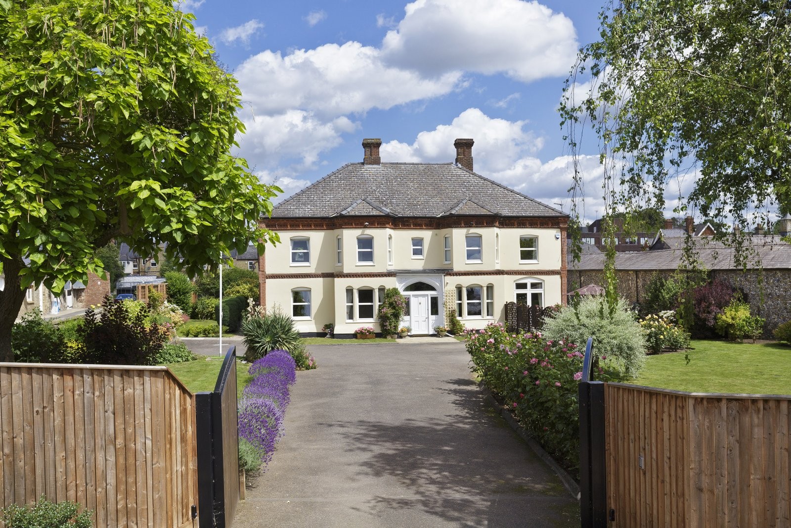 Saville House, Newmarket